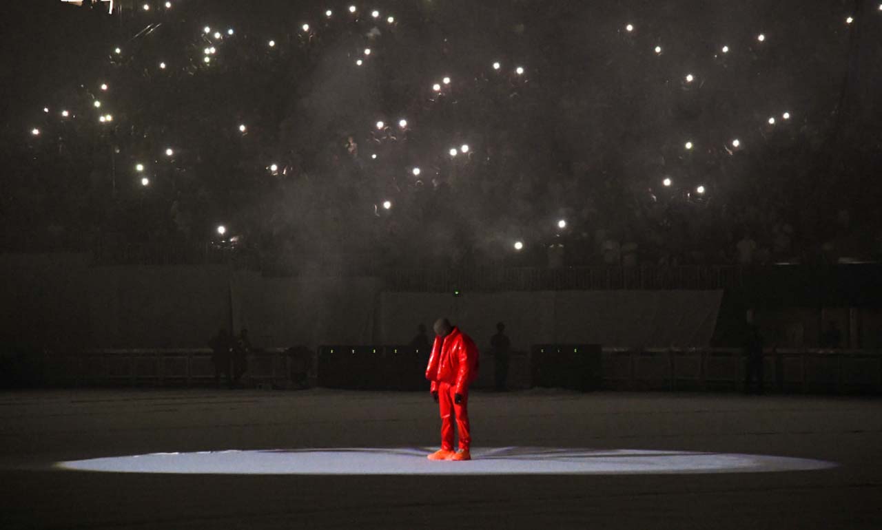 The Weeknd se une a Kanye West para conocer a Jesús en el video de ...