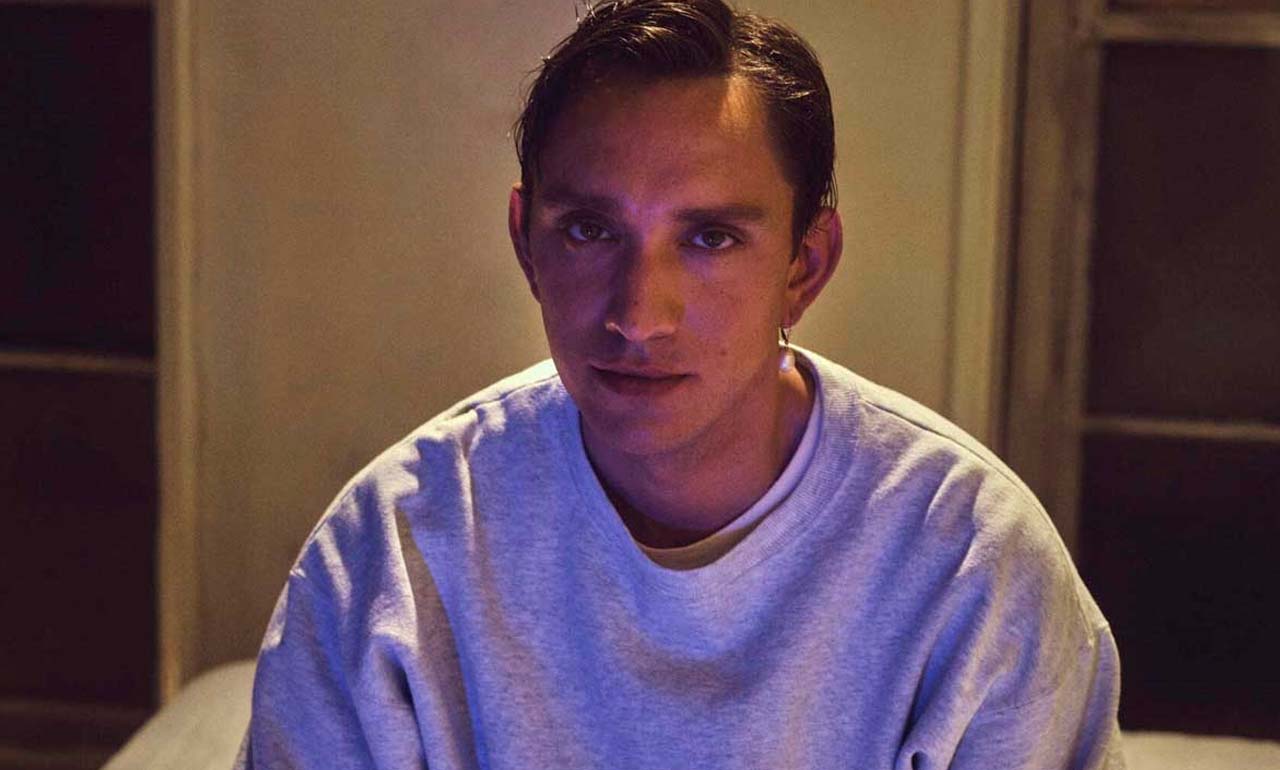 El bajista de The XX revela que ha vivido con VIH desde los 17 años ...