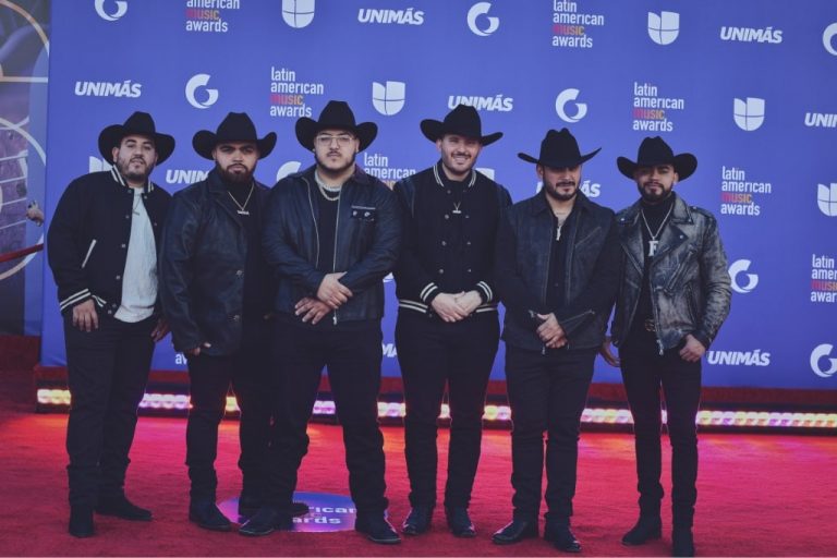 Grupo Frontera no buscaba la fama, pero rápidamente la encontró ...