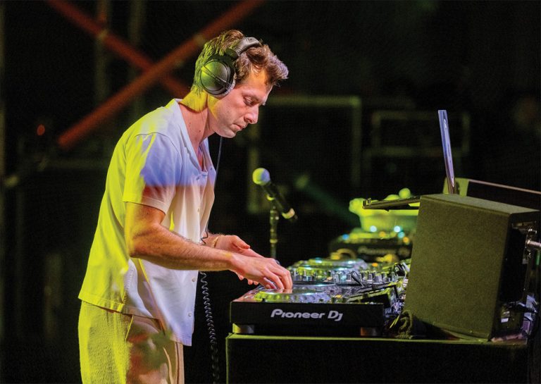 Barbie, la película: Lizzo, Dua Lipa, Karol G y Mark Ronson se lucen en ...