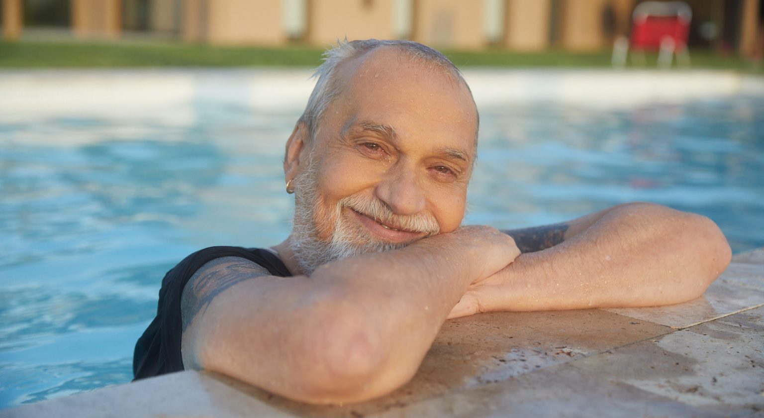 David Lebón, por primera vez en la tapa de Rolling Stone: "Sigo tocando ...