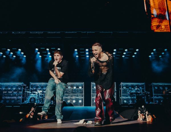 El show de Wos en Racing: un ritual estético y político, con Dillom en ...