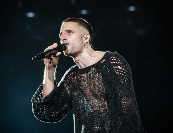 El show de Wos en Racing: un ritual estético y político, con Dillom en ...