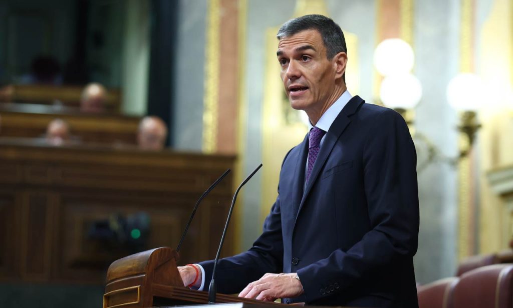 Almodóvar, Ana Belén, Serrat y más piden la continuidad del Gobierno ...